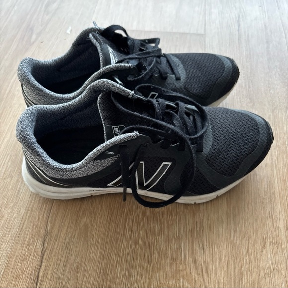 New Balance | Shoes | New Balance 635 V2 Running Sneakers Black And ...